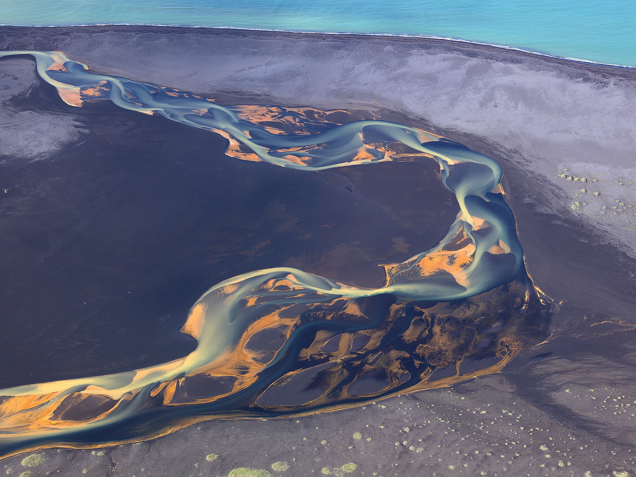 Stunning Aerial Photos Of Icelandic Rivers From Above | FREEYORK Stunning Aerial Photos Of Icelandic Rivers From Above | FREEYORK