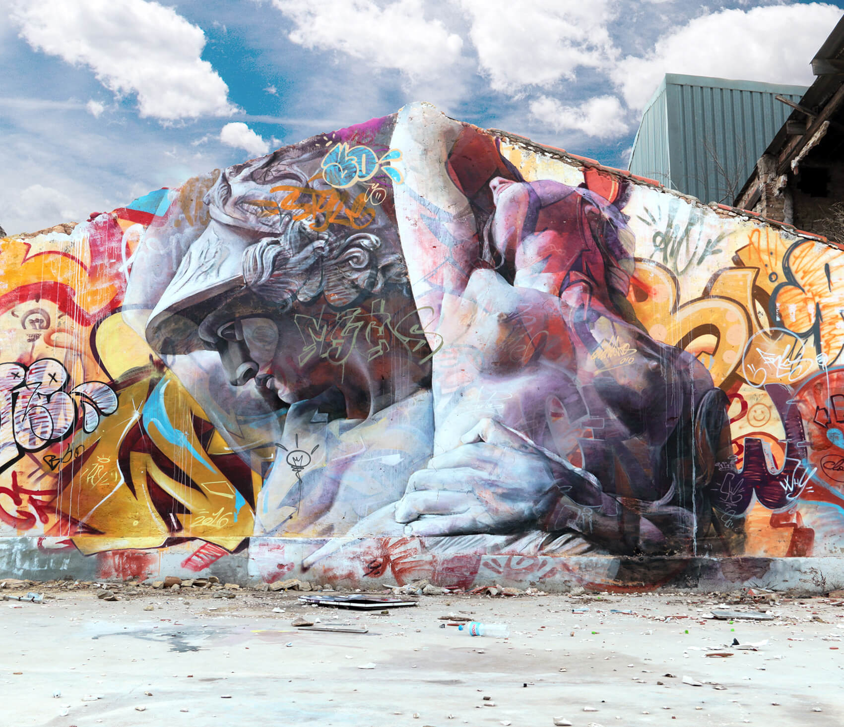Duo of Artists Mix Classic Greek Imagery With Graffiti Writing | FREEYORK Duo of Artists Mix Classic Greek Imagery With Graffiti Writing | FREEYORK